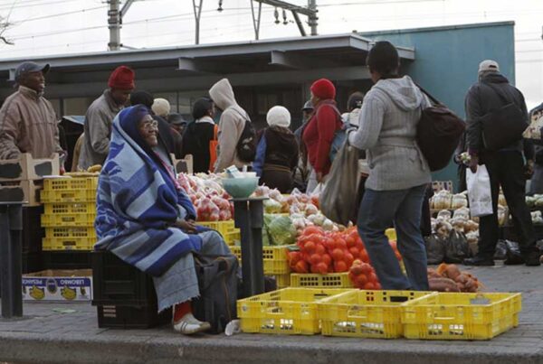 COVID -19's impact on the livelihoods of informal traders in Zimbabwe ...
