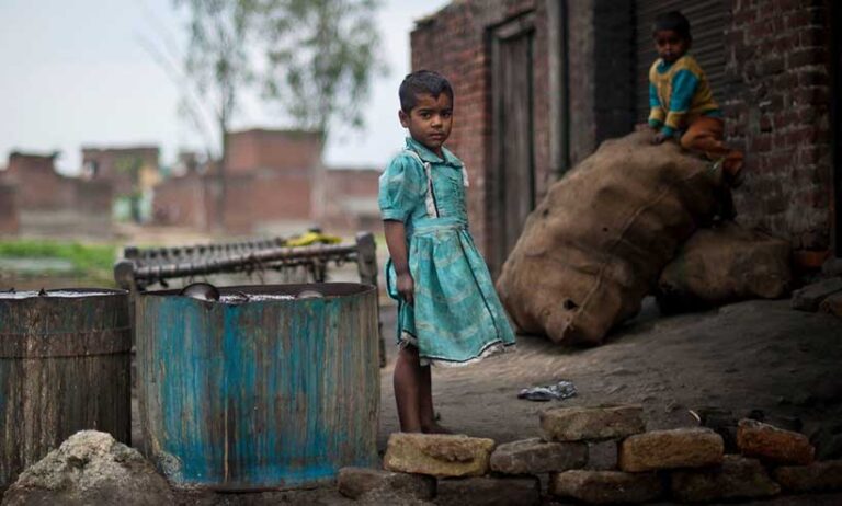 World Bank-UNICEF: 1 in 6 children lives in extreme poverty - Modern ...