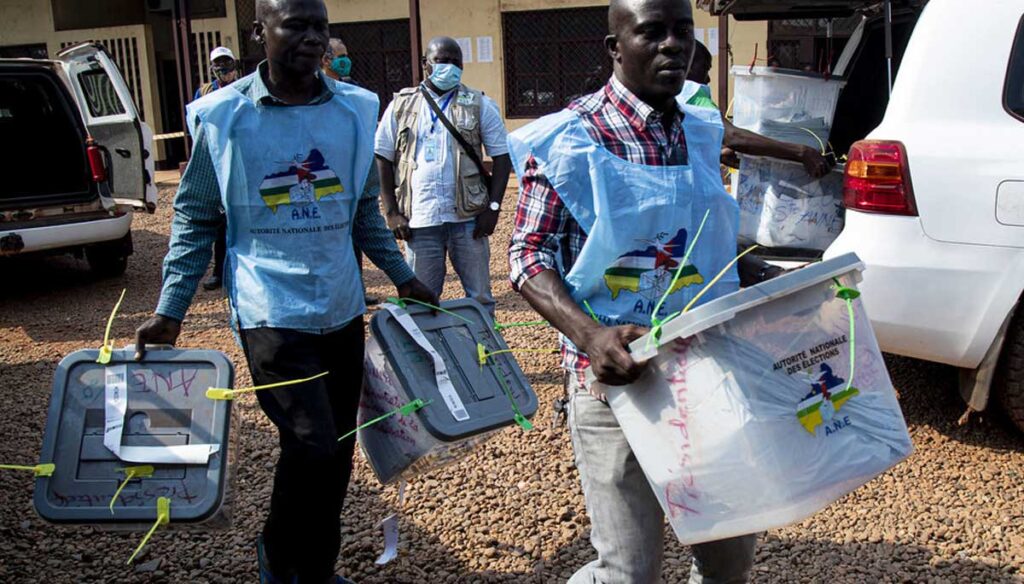 CAR: Displacement reaches 120,000 amid worsening election violence ...