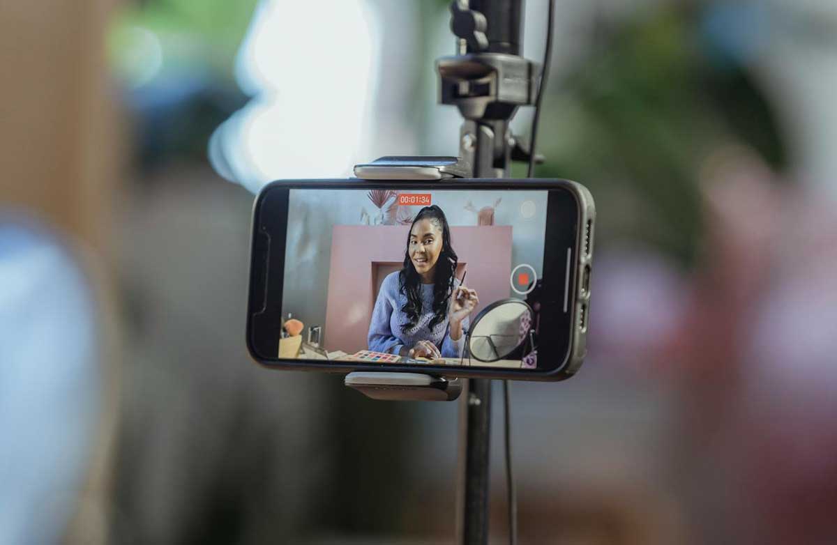 Unveiling the Power of Generative AI Influencers: Shaping the Future of ...