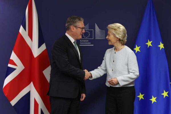 Is Britain considering a return to the EU? - Modern Diplomacy