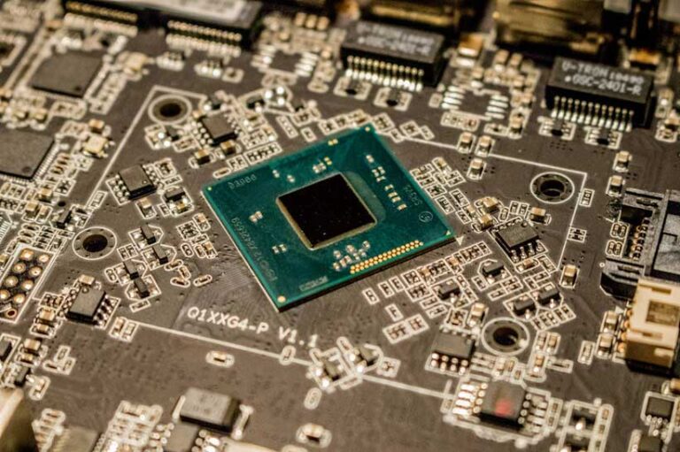 Huawei Challenges United States Chip Restrictions With New ...