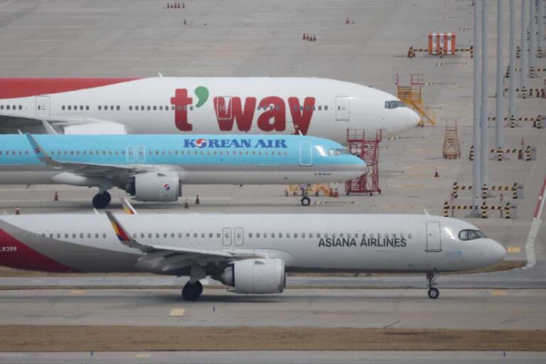 Asian Airlines Face Fuel Crunch, Trim Flights and Carry Extra Fuel Amid ...
